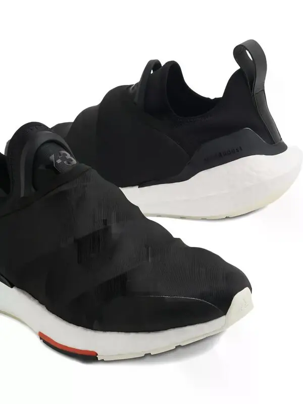 adidas gazelle silver green womens Y-3 ULTRABOOST 5 BLACK SNEAKER