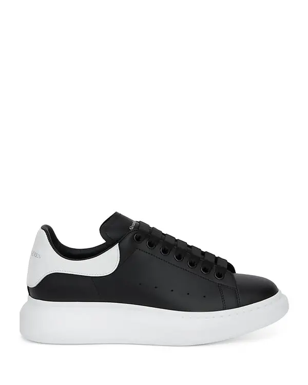 Alexander McQueen Oversized Lace-up Sneakers - Black/white