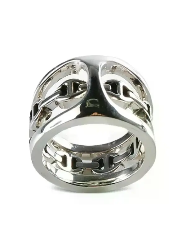Hoorsenbuhs Phantom Clique Chain Ring