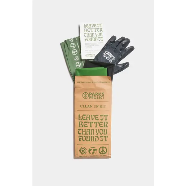PARKS PROJECT Leave It Better Essential Clean Up Kit - Green