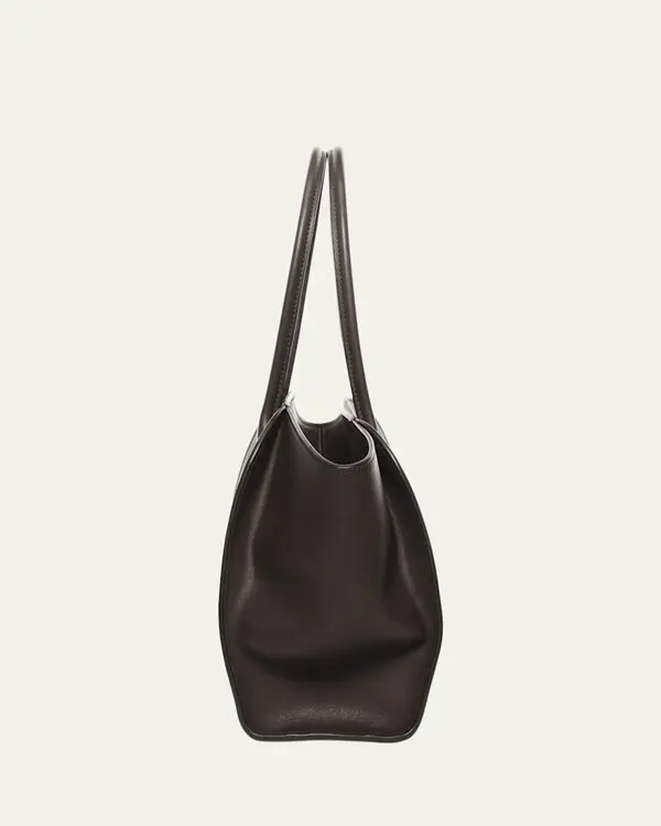 THE ROW Marlo 12 Tote Bag In Saddle Leather - Black