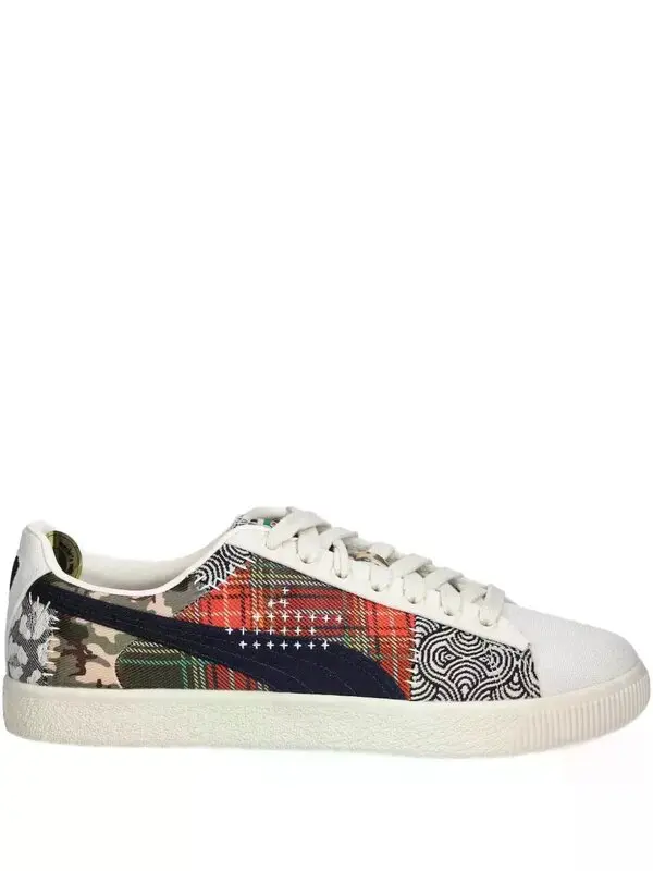 PUMA Clyde Int Sneakers