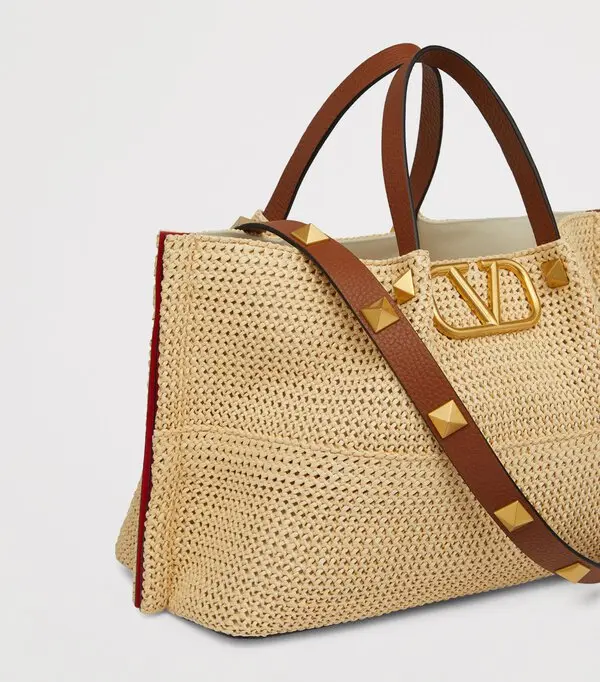 Valentino Garavani Vlogo Signature Medium Tote Bag - Beige