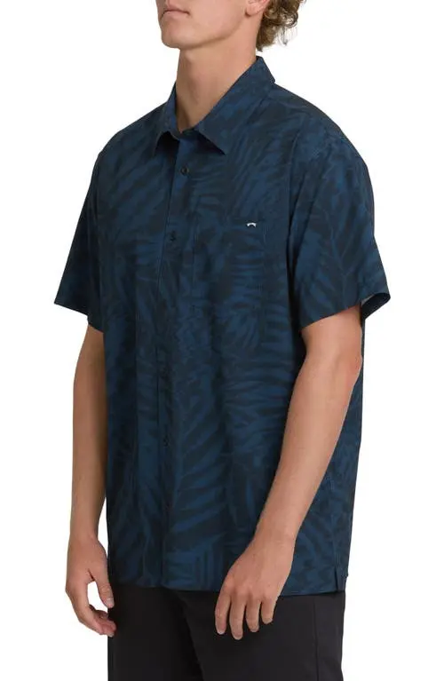 BILLABONG Surftrek Print Short Sleeve Button-up Shirt - Mid Blue