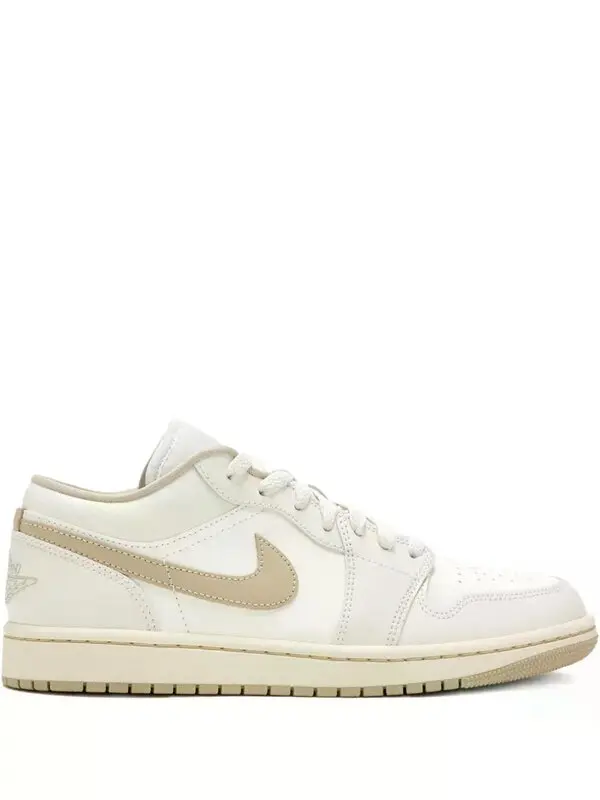 JORDAN 1 Low-top Sneakers