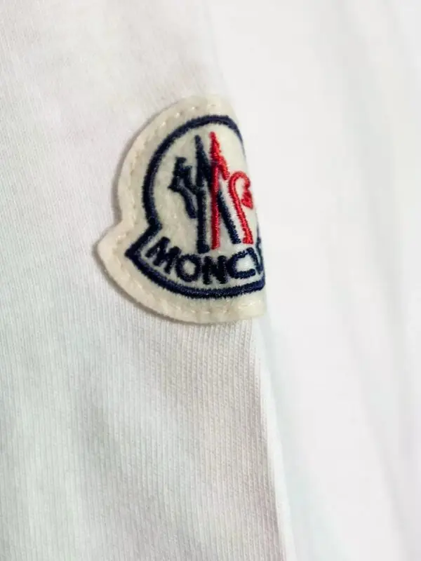 Moncler Logo-patch T-shirt - White