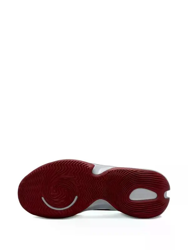 Nike Renew Elevate Iii Varsity Sneakers