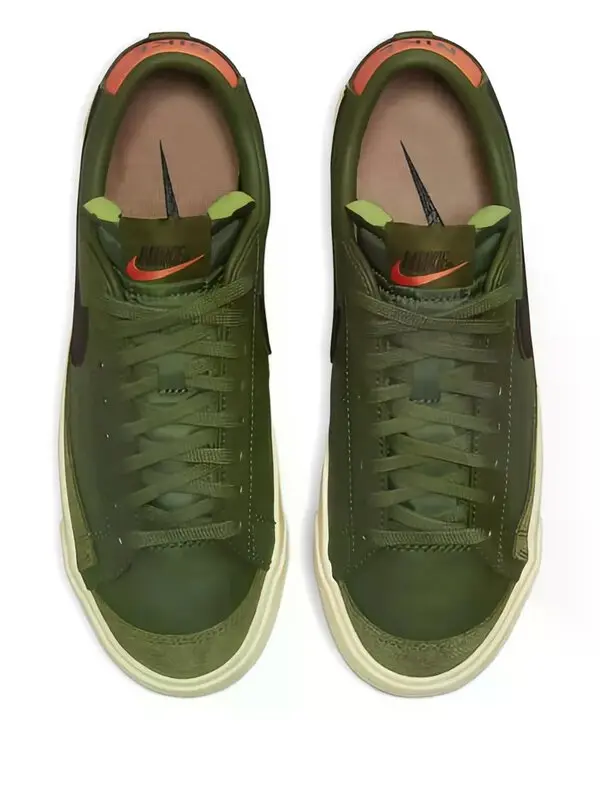 Nike Blazer Low 77 Sneakers