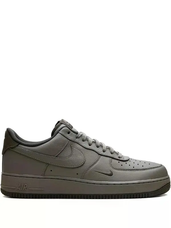 Nike Air Force 1 '07 Lv8 Sneakers - Grey