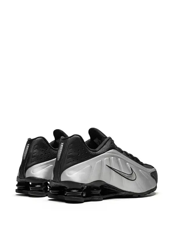 Nike Shox R4 "silver Metallic" Sneakers - Black