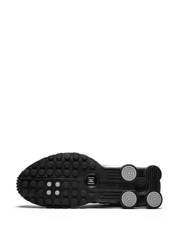 Nike Shox R4 "silver Metallic" Sneakers - Black