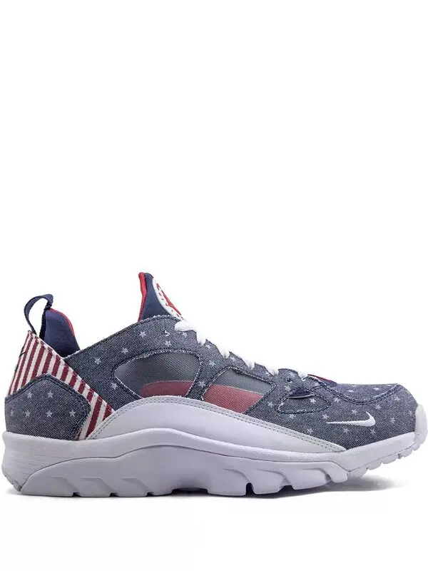 Nike Air Trainer Huarache Low Qsusa Sneakers