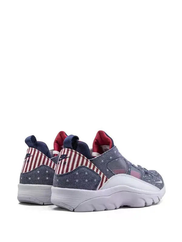 Nike Air Trainer Huarache Low Qsusa Sneakers