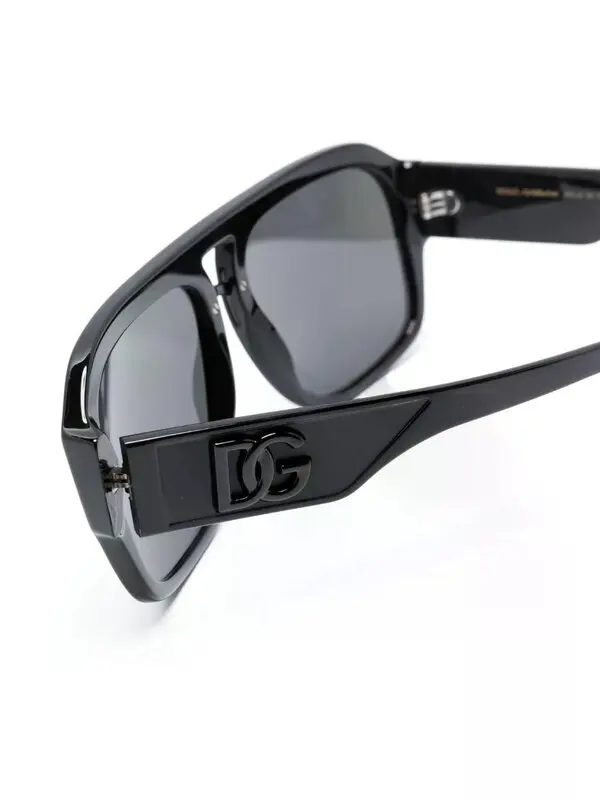 Dolce & Gabbana Pilot-frame Sunglasses With Logo Plaque