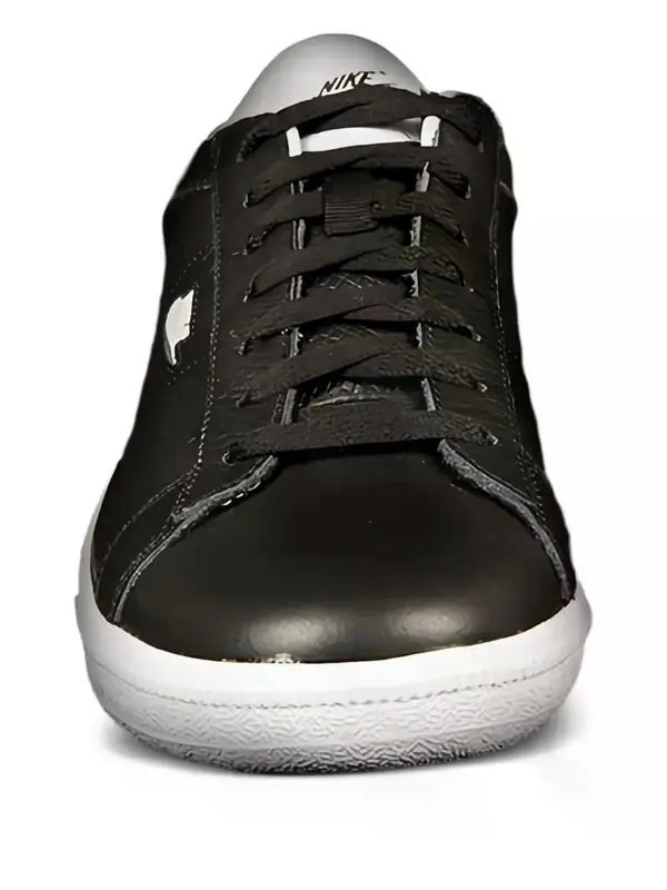 Nike X Supreme Sb Tennis Classic Sneakers - Black