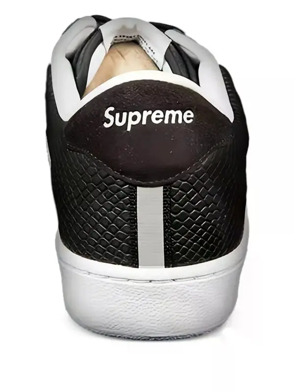 Nike X Supreme Sb Tennis Classic Sneakers - Black