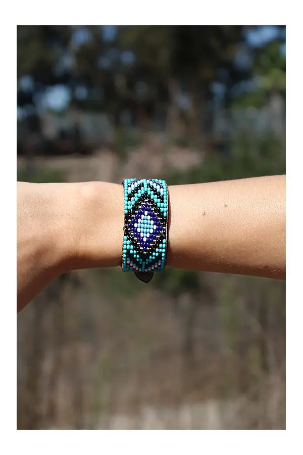 SAMBBOHO Beaded Bracelet