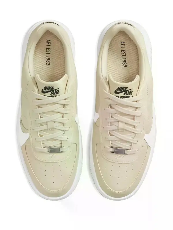 Nike Air Force 1 Plt.af.orm Sneakers - Neutrals