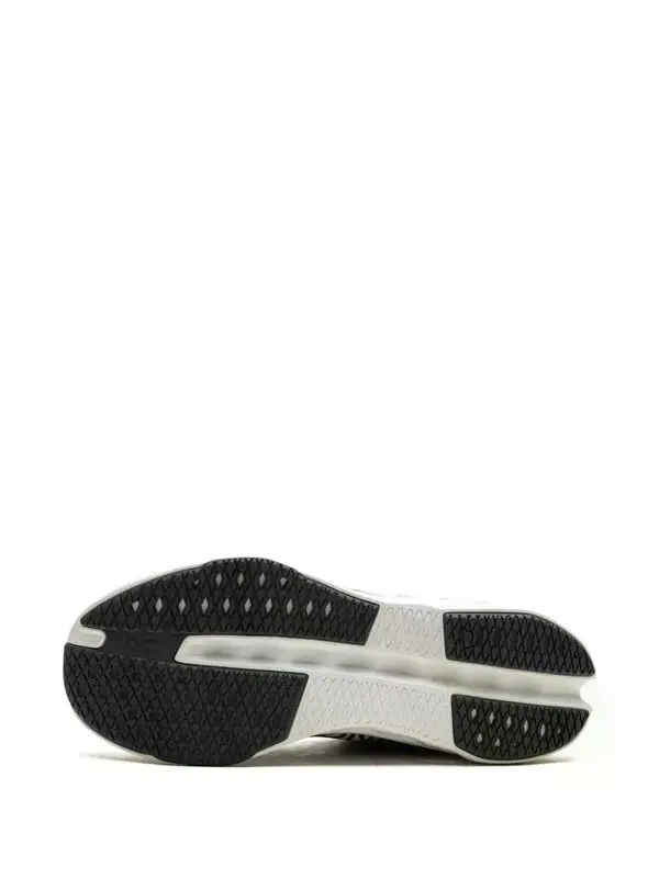 On Cloudsurfer Sneakers - Grey