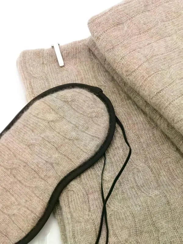 Ralph Lauren Cable-knit Cashmere Blanket Travel Set
