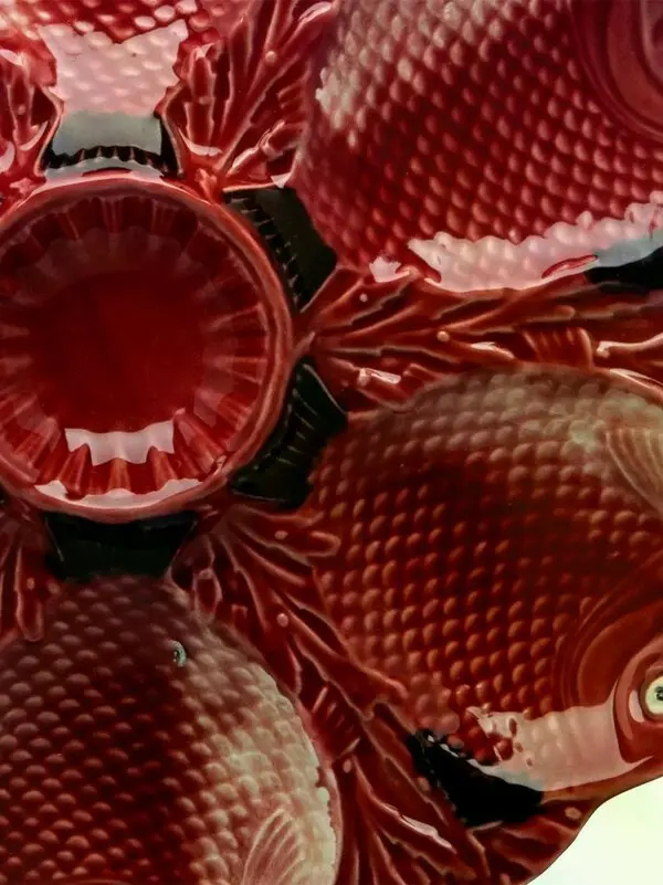 BORDALLO PINHEIRO Peixes Glazed Plate