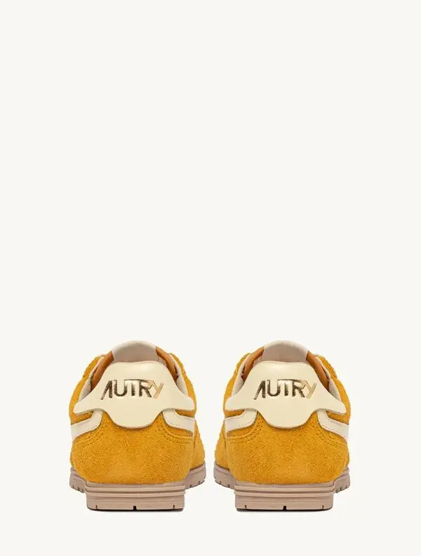 AUTRY Lace-up Sneakers - Yellow