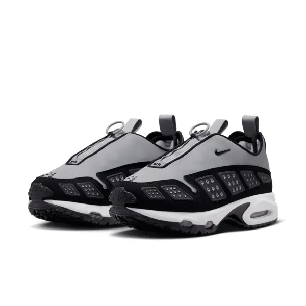 Nike Air Max Sndr Sneakers