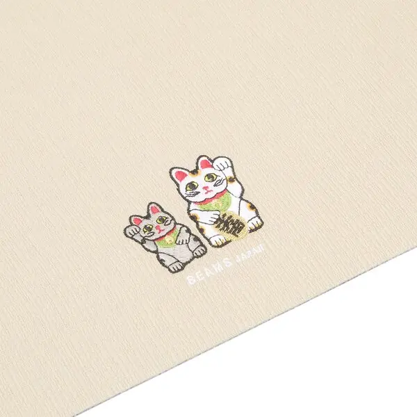 BEAMS Embroidery Tea Mat Beckoning Cat