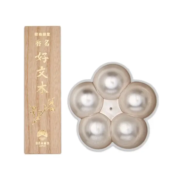 BEAMS X Baieido Incense & Holder Set - White