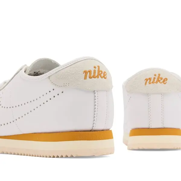 Nike Cortex Lt W Sneaker - White/bronze/coconut Milk