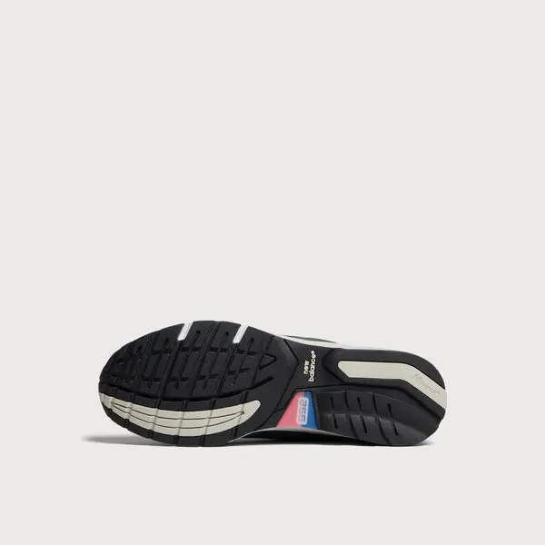 NEW BALANCE U992ny Sneaker