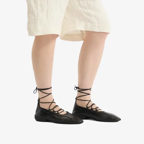 MIISTA Averie Lace Ballerina