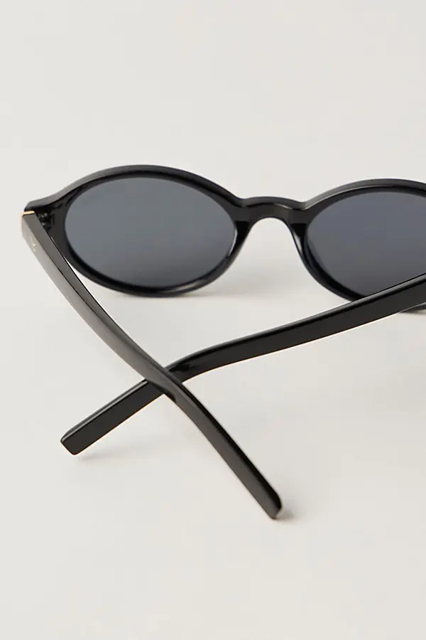 Free People Josie Polarized Round Sunglasses - Black/smoke