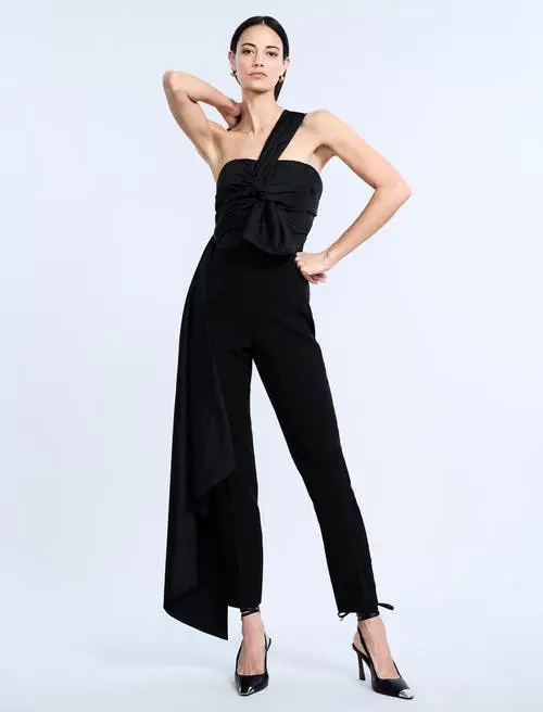 Bcbgmaxazria Bustier With Long Train