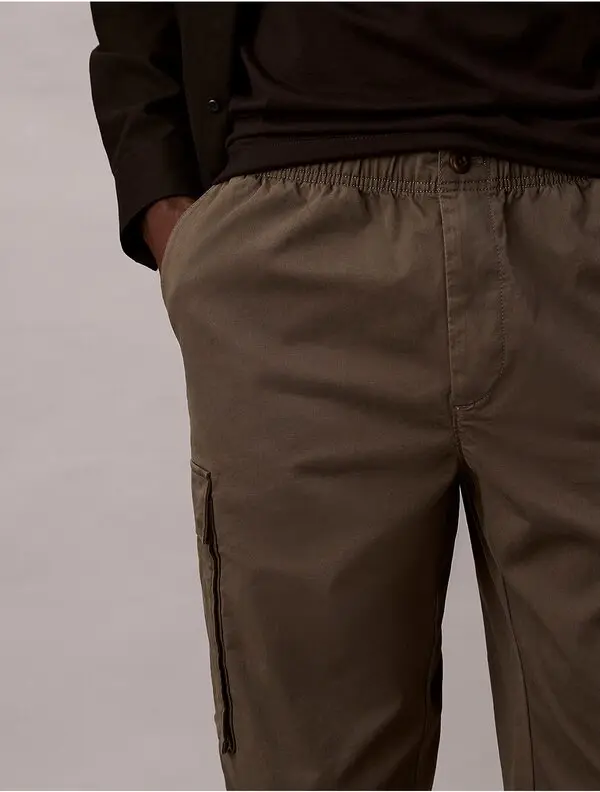Calvin Klein Cotton Stretch Straight Fit Cargo Pants - Beluga