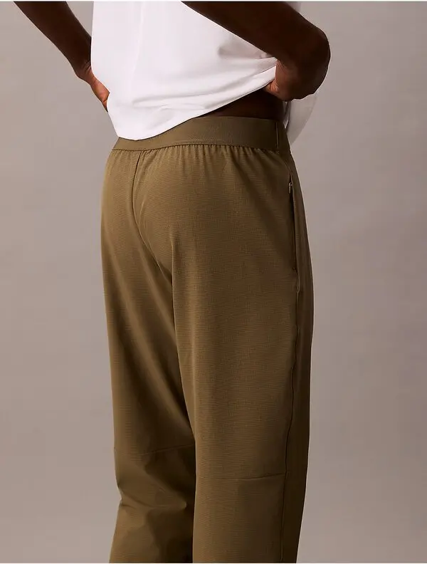 Calvin Klein Modern Sport Woven Pants