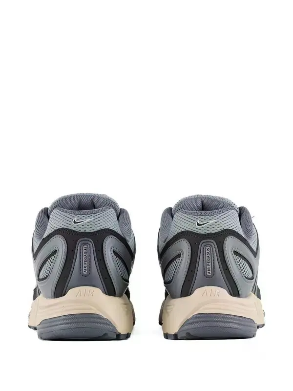 Nike Air Pegasus 2005 Retro Sneakers - Grey