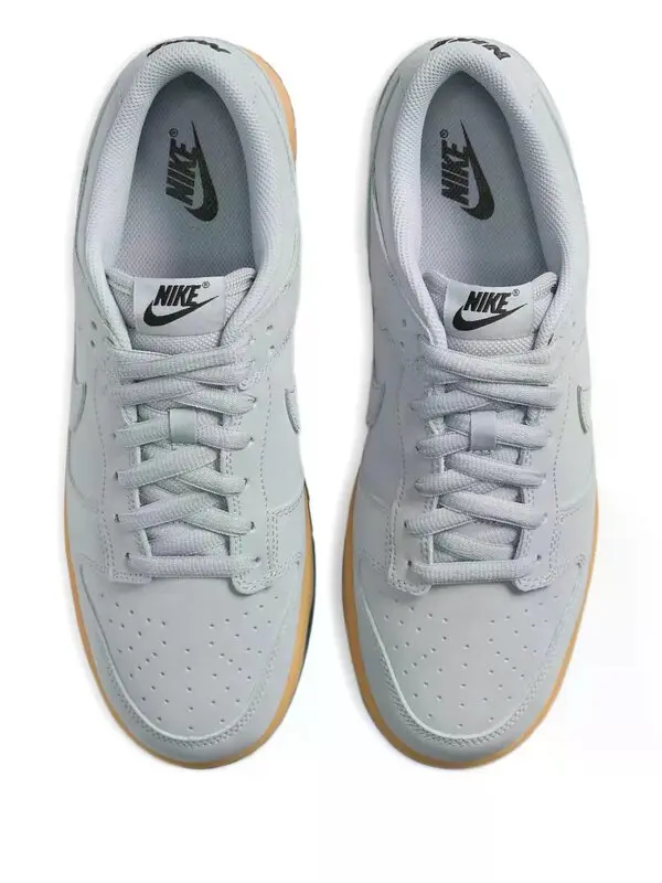 Nike Dunk Low Se Wolf Sneakers - Grey