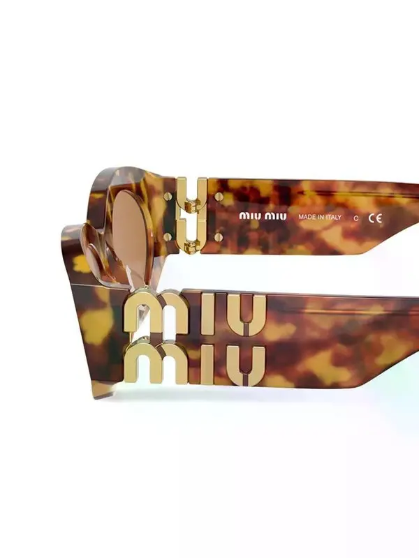 Miu Miu Tortoiseshell Cat-eye Sunglasses - Brown
