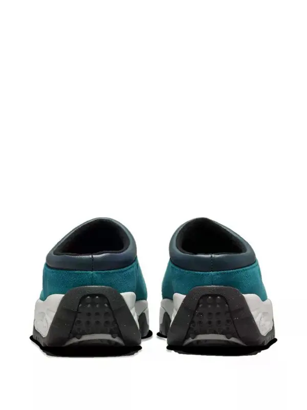 Nike Rufus Slip-on Sneakers