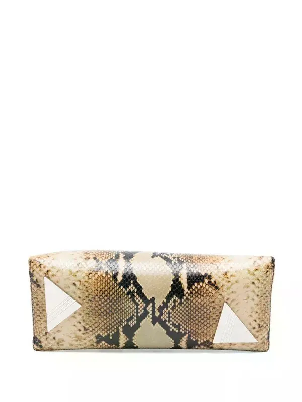 Attico 8.30pm Clutch