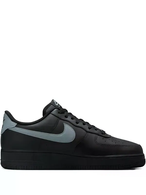 Nike Air Force 1 '07 Low Top Sneakers - Black