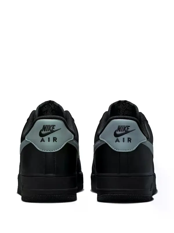 Nike Air Force 1 '07 Low Top Sneakers - Black