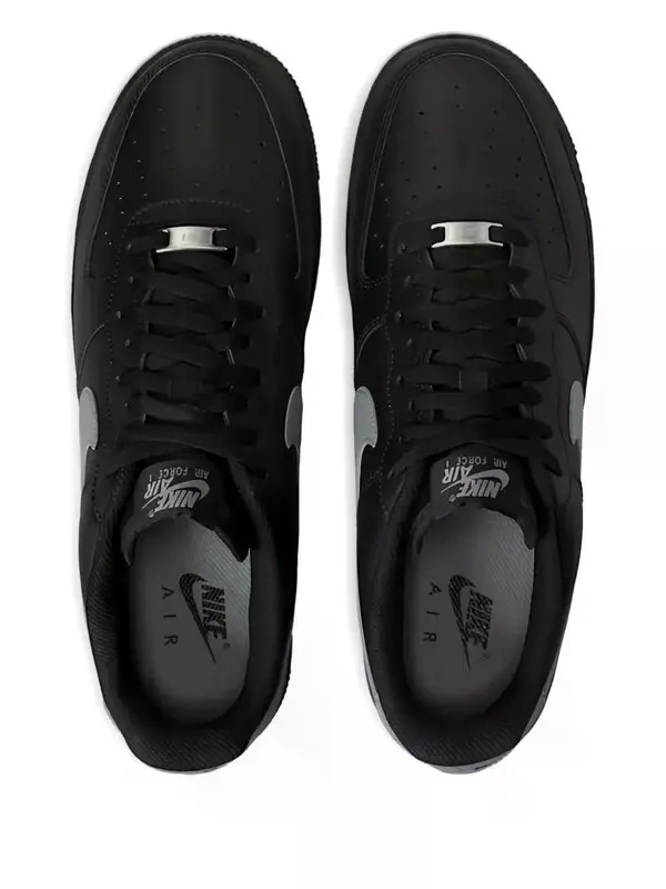 Nike Air Force 1 '07 Low Top Sneakers - Black
