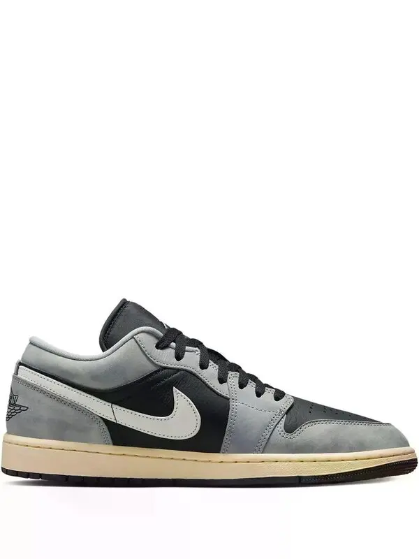 JORDAN Air 1 Low Se Sneakers - Grey