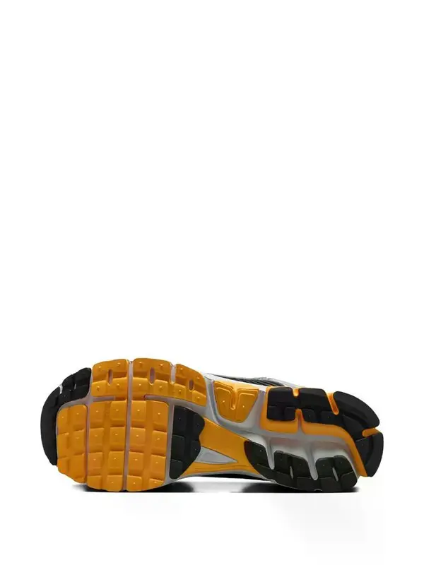 Nike Zoom Vomero 5 Sneakers - Yellow