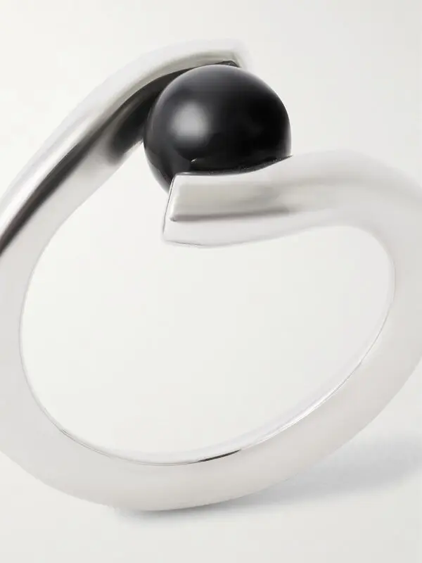Agmes Claire Sculptural Onyx Ring