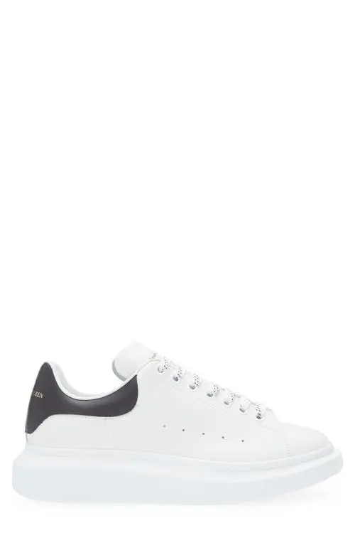 Alexander McQueen Oversize Sneaker - White/ Black