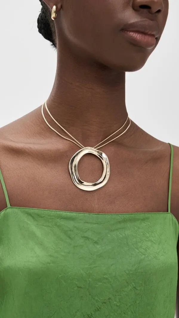 Ettika Round Pendant Necklace