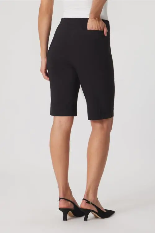 FRANNE GOLDE Slim Stretch Bermuda Short - Black